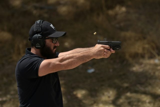 US Jewish community looks to defend itself as attacks rise - Breitbart