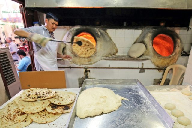 Iranian bread permanent guest at Kuwaiti tables - Breitbart