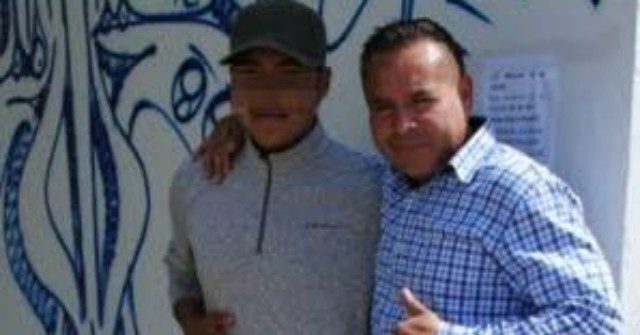 Cartel Hitman Posed with Mexican Mayor for Photo Before Killing Him