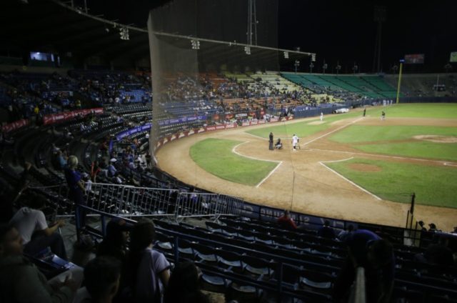 Crisis throws curve ball at opening of Venezuelan baseball - Breitbart