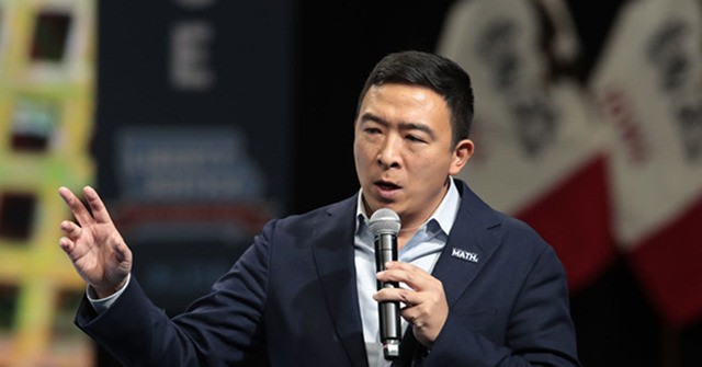Yang Campaign Blasts DNC After Missing Polling Threshold for Iowa Debate