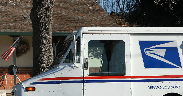 USPS Mail Carrier Robbed in Chicago as Mail Theft Incidents Rise in Area