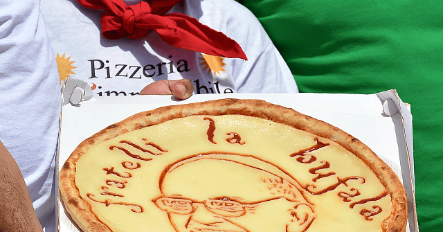 Pope Francis Asks Why Romans Have Pizza Delivery but No Eucharist