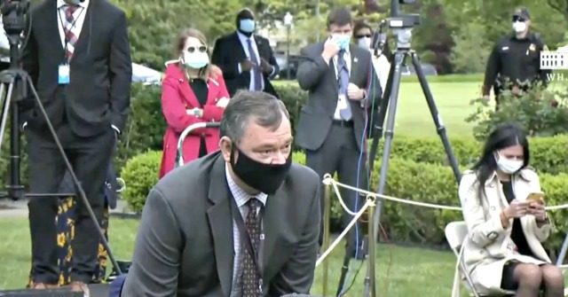 Reporters All Wear Masks at White House Outdoor Press Conference