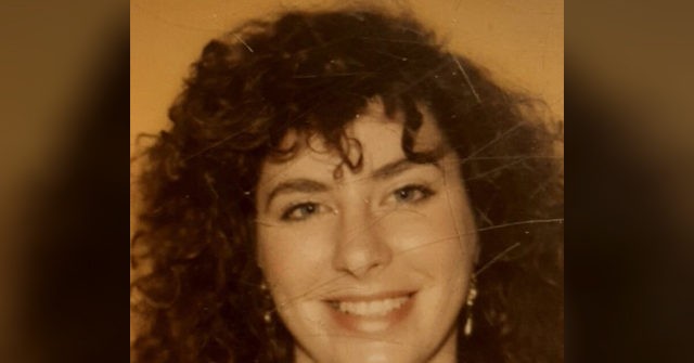 Tara Reade's Former Neighbor: I Believed Her Then, I Believe Her Now