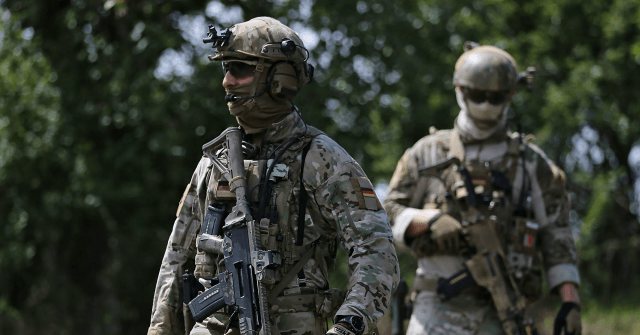 Elite German Paratroopers, Marines Bound for Australia as Part of Indo ...