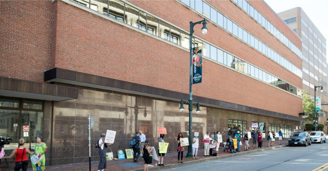 Protesters Plan to 'Save' USPS; Call for Postmaster General Louis DeJoy ...