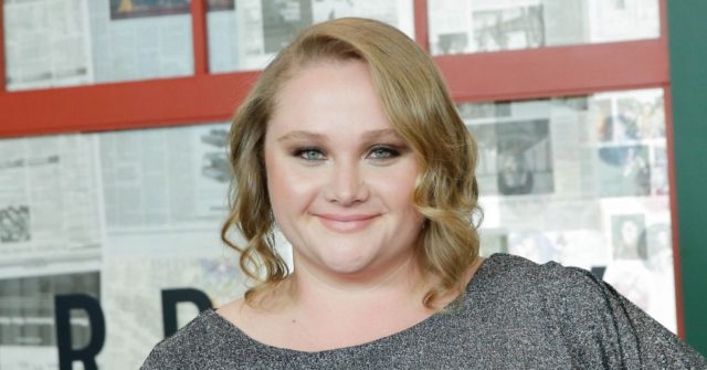 Tilda Cobham-Harvey channels Helen Reddy in 'I Am Woman' - Breitbart