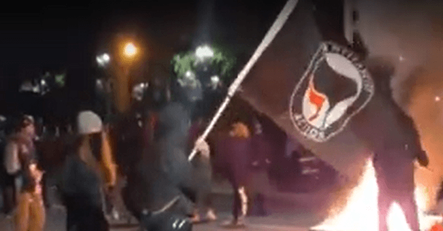 Protesters Start Fire in Street near Federal Courthouse, Police ...
