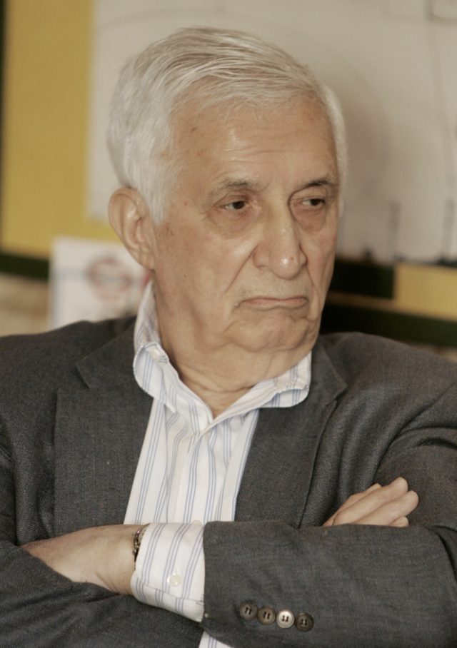 Longtime Minnesota sports columnist Sid Hartman dies at 100 - Breitbart