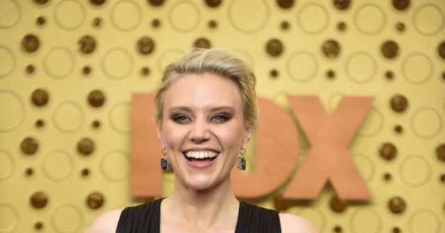 Kate McKinnon plays Hillary Clinton in 'SNL' parody of 'The Raven ...