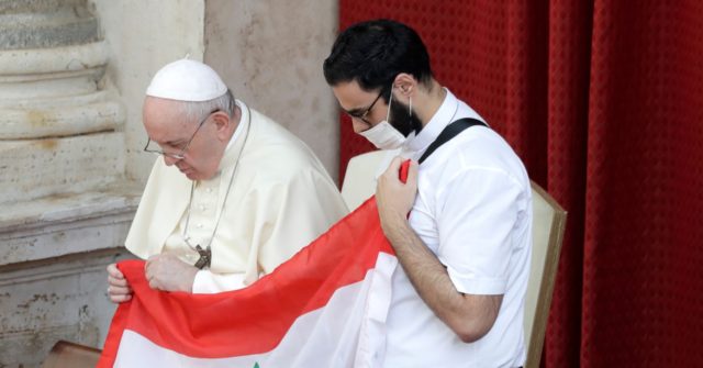 Pope Francis Urges Lebanese People to ‘Lift Up Your Gaze’ at Christmas