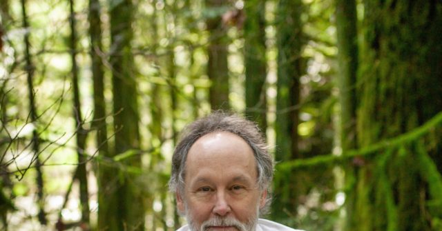 Barry Lopez, author who tied people to place, dies at 75 - Breitbart