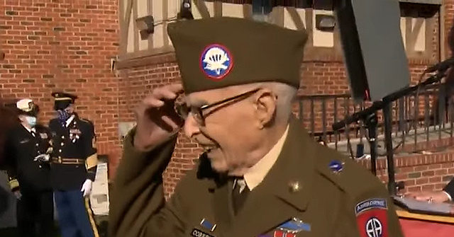 WATCH: WWII Veteran Awarded Purple Heart over 76 Years After Injury