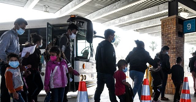 Democrat Texas Border Mayor Slams Biden for 'Immigration Disaster'