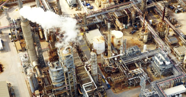 Dallas Fed Factory Index Breaks Records on New Orders, Employment and Wages