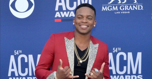 Jimmie Allen marries Alexis Gale at intimate wedding - Breitbart Jimmie Allen marries Alexis Gale at intimate wedding - Breitbart
