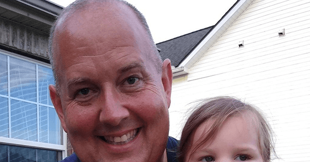 VIDEO: Off-Duty Cop Rescues Girl from Drowning After Hearing Screams