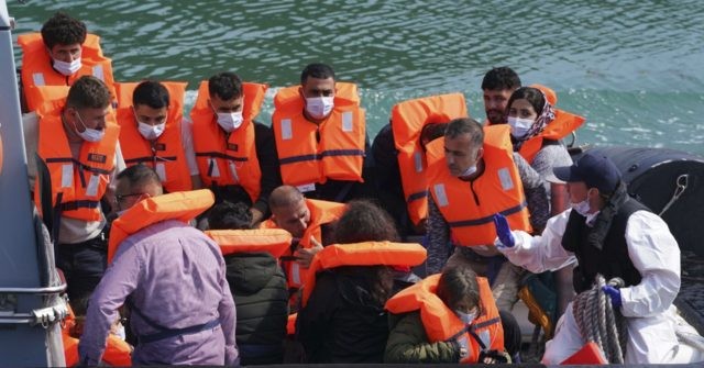 Number of undocumented migrants into UK surpasses 2020 total - Breitbart