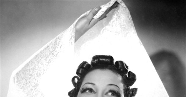 Musical legend Josephine Baker to enter France's Pantheon - Breitbart