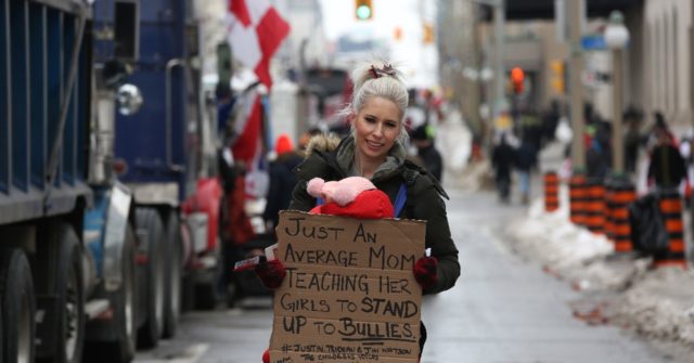 Canada protesters bring children to witness 'history' - Breitbart