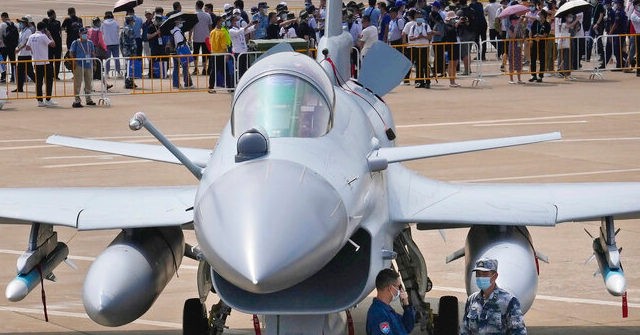 Chinese PLAAF Orders 13 Aircraft to Penetrate Taiwan's ADIZ