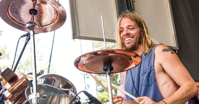 Foo Fighters Drummer Taylor Hawkins Dead at 50