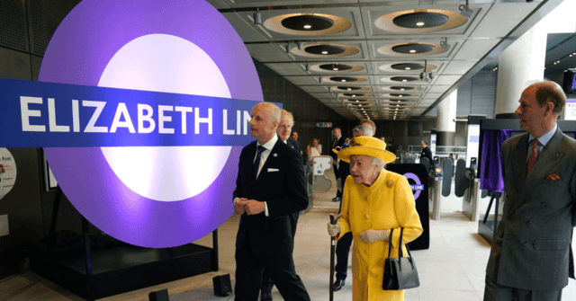 Queen Makes Appearance at Opening of 'Elizabeth' Subway Line