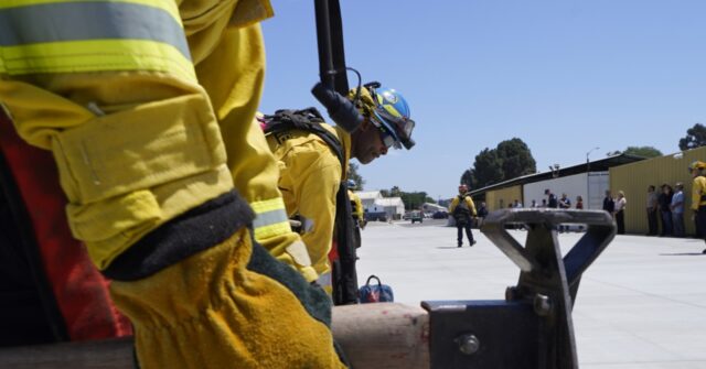 Western fires outpace California effort to fill inmate crews - Breitbart