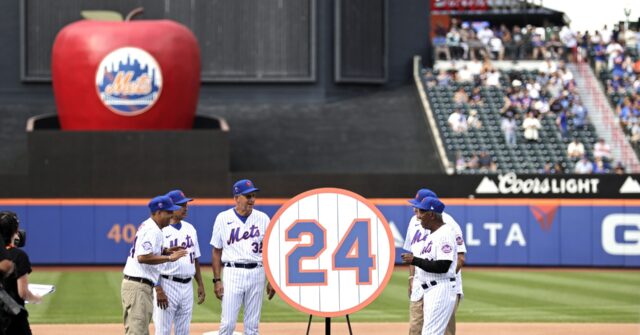 Mets retire Willie Mays’ No. 24 as Old-Timers’ Day returns - Breitbart Mets retire Willie Mays’ No. 24 as Old-Timers’ Day returns - Breitbart
