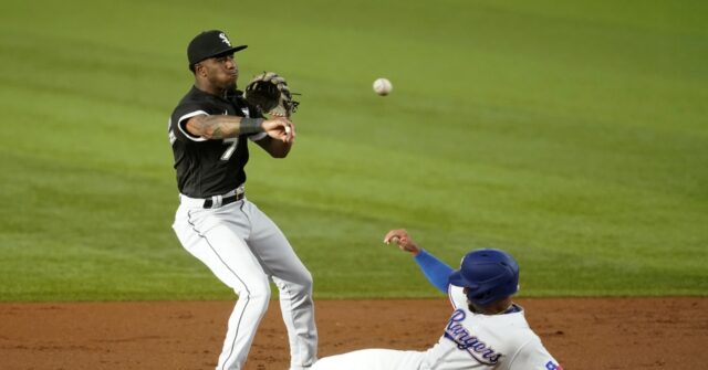 White Sox shortstop Anderson starts reduced 2-day suspension - Breitbart