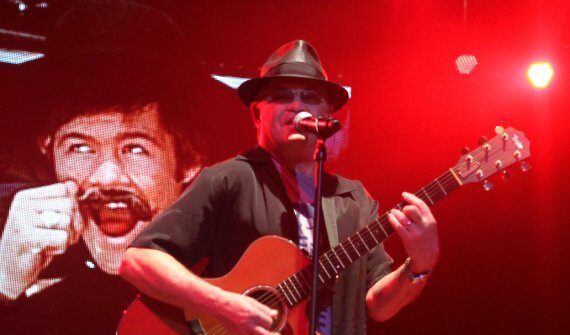 Monkees drummer Micky Dolenz sues FBI for secret files on band - Breitbart