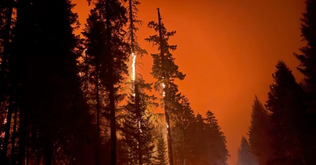 Air quality warning as Oregon wildfire grows - Breitbart