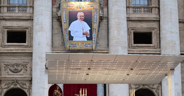 Pope Francis beatifies 'Smiling' John Paul I - Breitbart Pope Francis beatifies 'Smiling' John Paul I - Breitbart