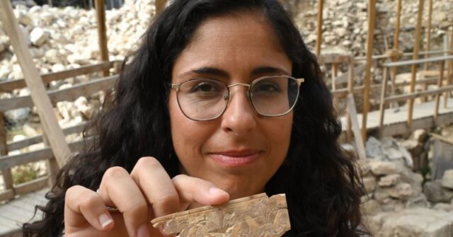 Israeli researchers make rare find of ancient ivory plaques - Breitbart