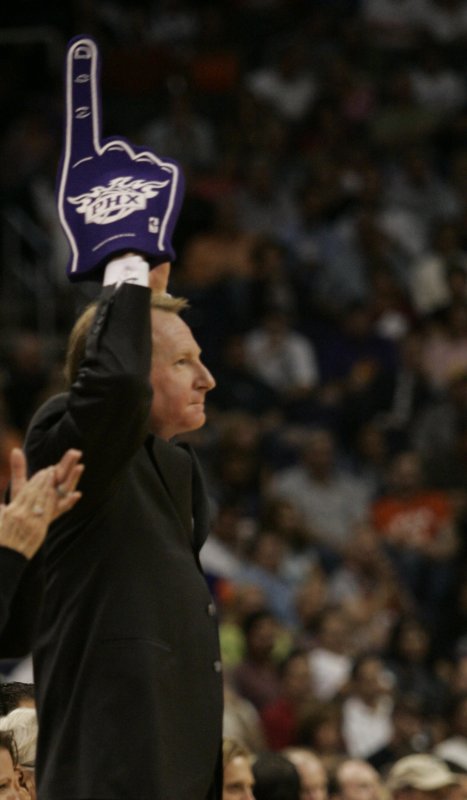 Sarver says he will sell the Phoenix Suns, Mercury after 1-year ...
