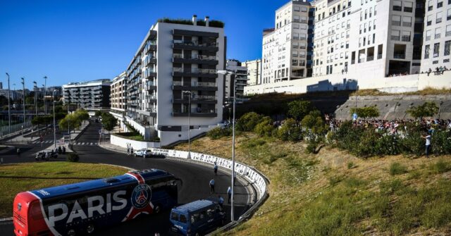 High-flying PSG make green gesture and take bus to Reims - Breitbart