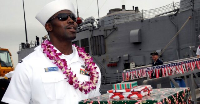 Broken pipe has Hawaii military families under boil water advisory ...