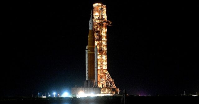NASA sticks to plan to launch Moon rocket Wednesday - Breitbart