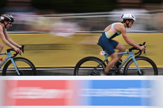 Bermudan Olympic heroine Duffy wins record fourth world triathlon title ...