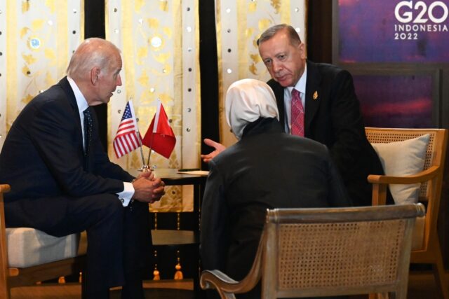 Biden, Erdogan discuss Ukraine grain exports: White House - Breitbart
