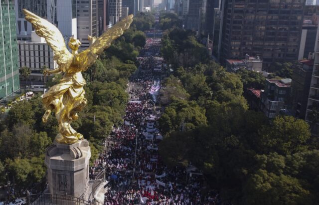 Mexico's López Obrador leads massive pro-government march - Breitbart