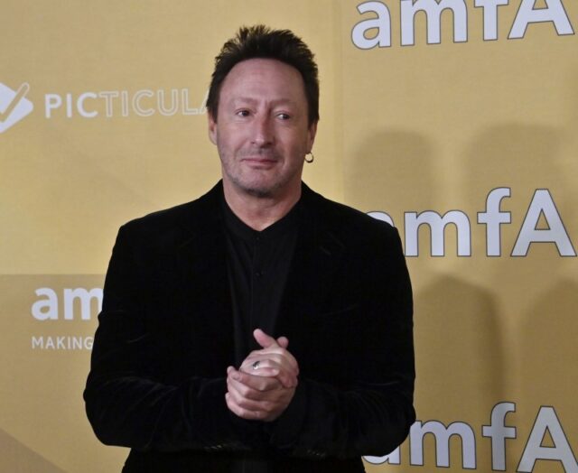 Julian Lennon shares airport selfie with Paul McCartney - Breitbart Julian Lennon shares airport selfie with Paul McCartney - Breitbart
