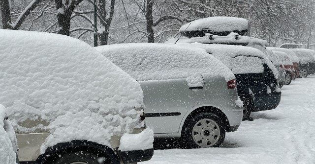 PHOTO: New York Target Workers Provide Refuge for People Stranded ...