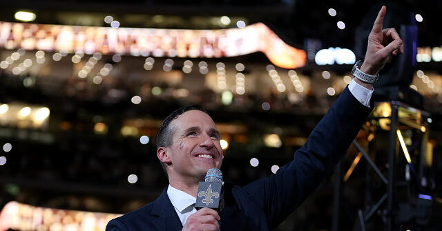 Drew Brees Facing Lawsuit in Venezuela over Fake Lighting Strike Video