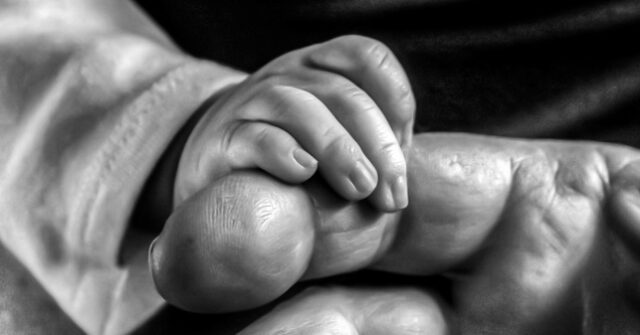 Baby Crash: French Birthrates At Their Lowest Level Since 1946