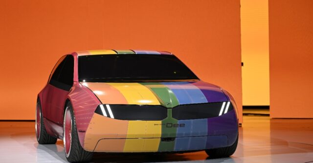 BMW unveils car that can change color - Breitbart