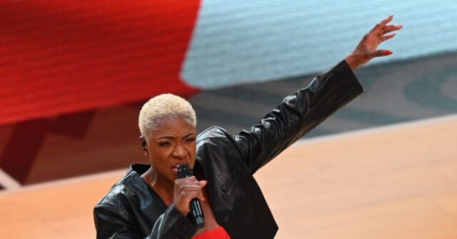 WATCH: '...On Native Land': Canadian Anthem Singer Gives Nod to ...