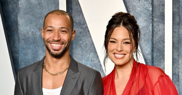 Model Ashley Graham: 'Thank God' I Can Stop Using Hormonal Birth ...