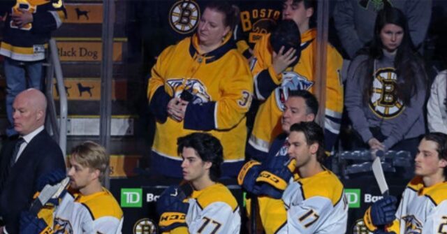 Predators and Boston Bruins Hold Joint Moment of Silence for Nashville ...